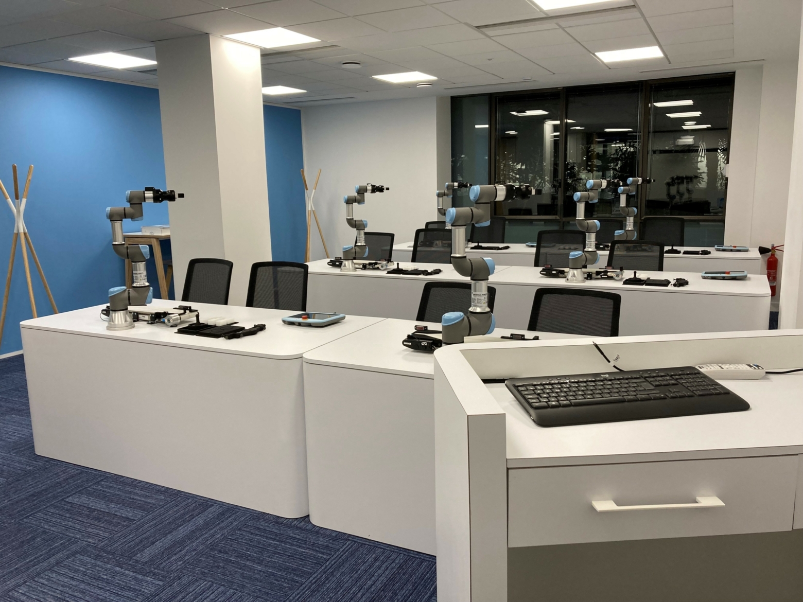 Universal Robots dévoile son nouveau bureau français - Trametal officiel